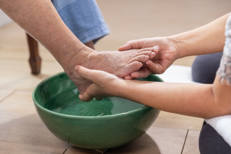 Personal Hygiene Tips For Caregivers – Liberty Resources Home Choices
